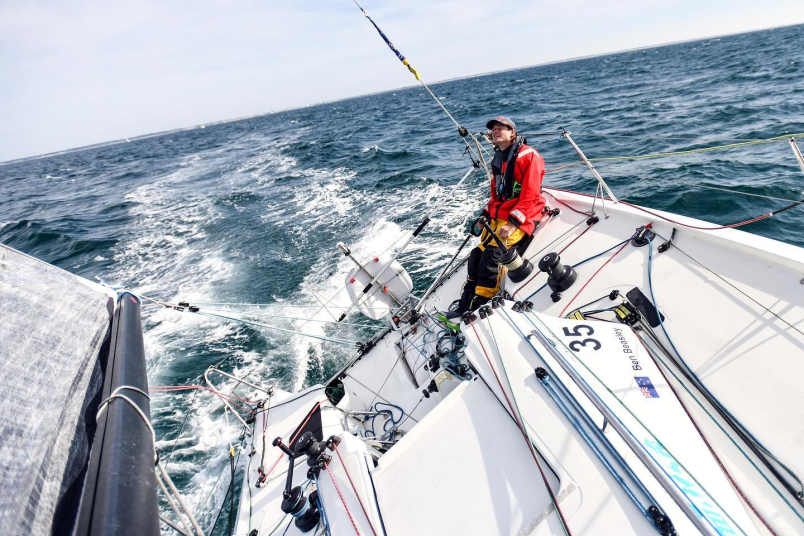 Lobster pots, crashes, exhaustion: How Ben Beasley conquered solo offshore 'world champs ...